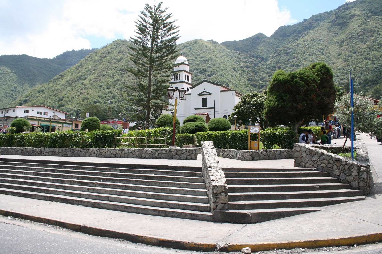 Drones Valera "Fotografía y Video del Estado Trujillo Venezuela": Plaza ...