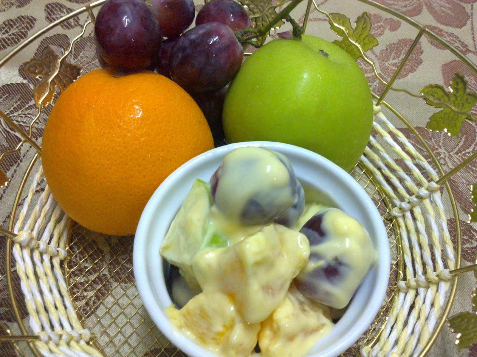 Diari Zaliedana..: Salad Buah-Buahan Simple