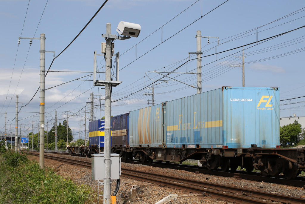 線路際の小さな幸せ。: 2059レ EF66 126 『カンガルーライナーSS60』 空席多し。