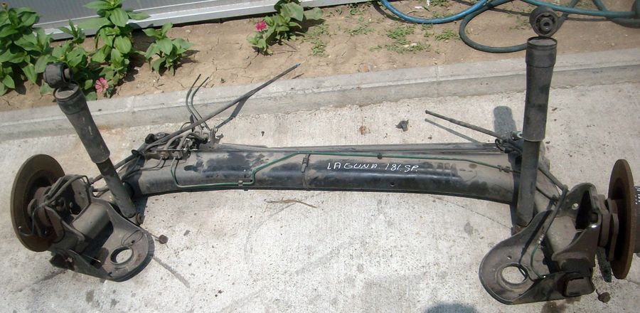 Punte spate - Renault Laguna 2 ~ Piese Auto Second Hand Deva