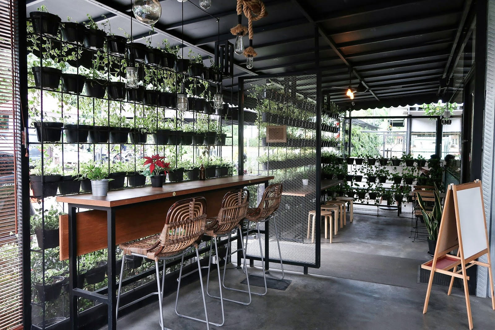 Munch n' Sip: POPOLO Coffee - Nindia's Letters