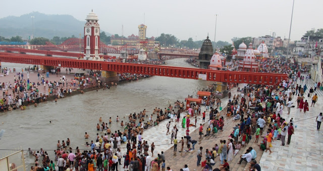 Haridwar and stopover at Baba Ramdev Ashram...