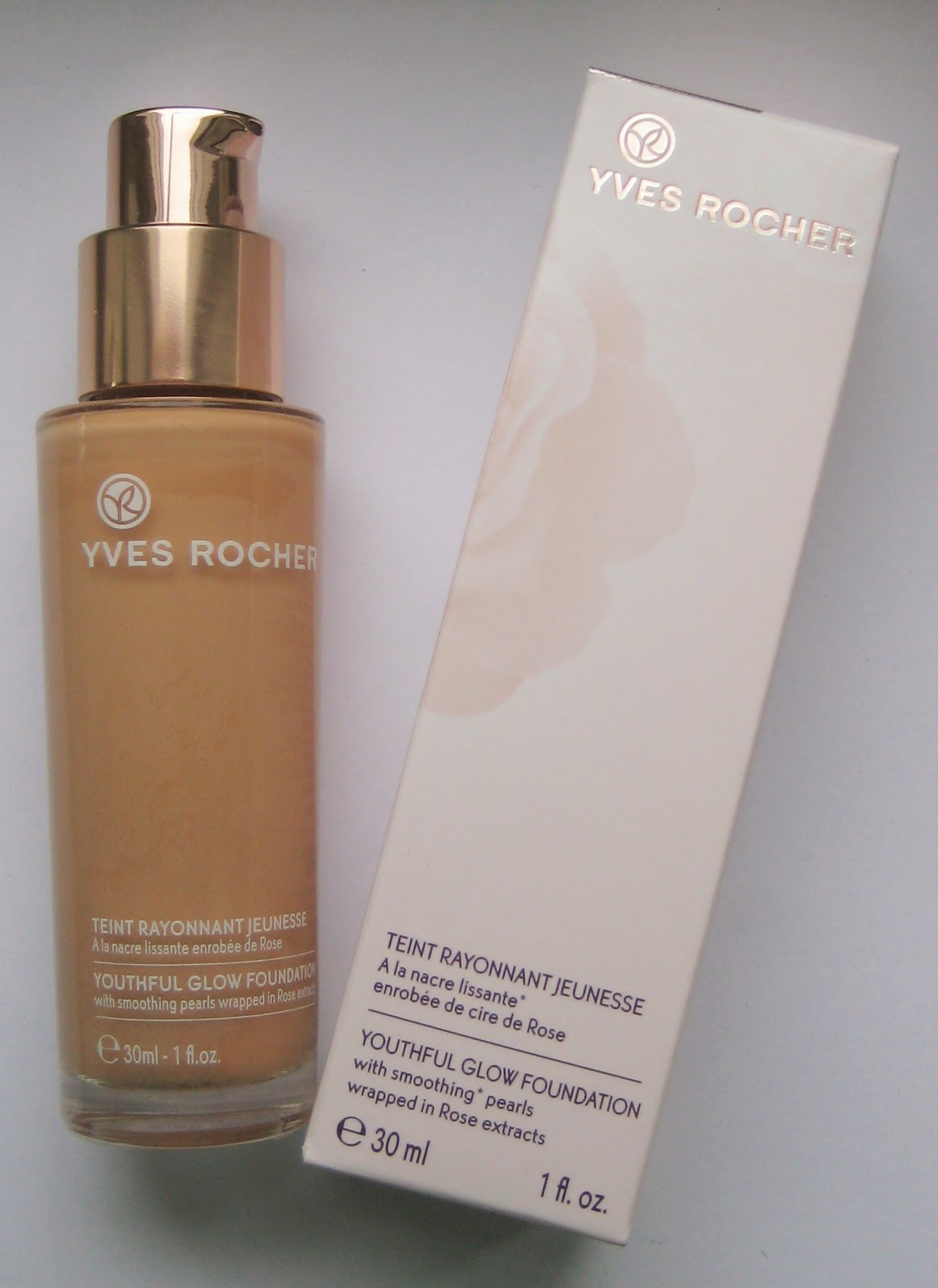 Colour by Ninni: Yves Rocher Youthful Glow Foundation