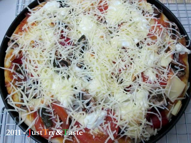 Kreasi Saus Spaghetti (Bagian 1) - Homemade Pizza Sayur: Terung, Jamur ...