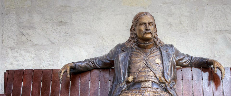 FUERZA Y HONOR: Duelo en el salvaje Oeste: Cuando Wild Bill Hickock ...