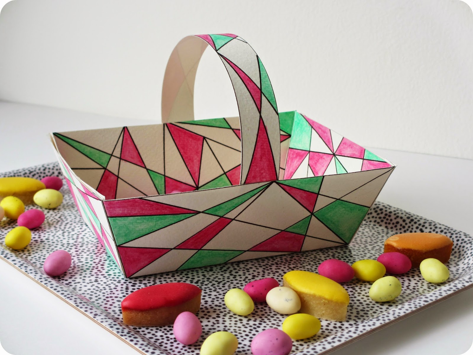 *Tadaam !: { Printable } Panier de Pâques à colorier