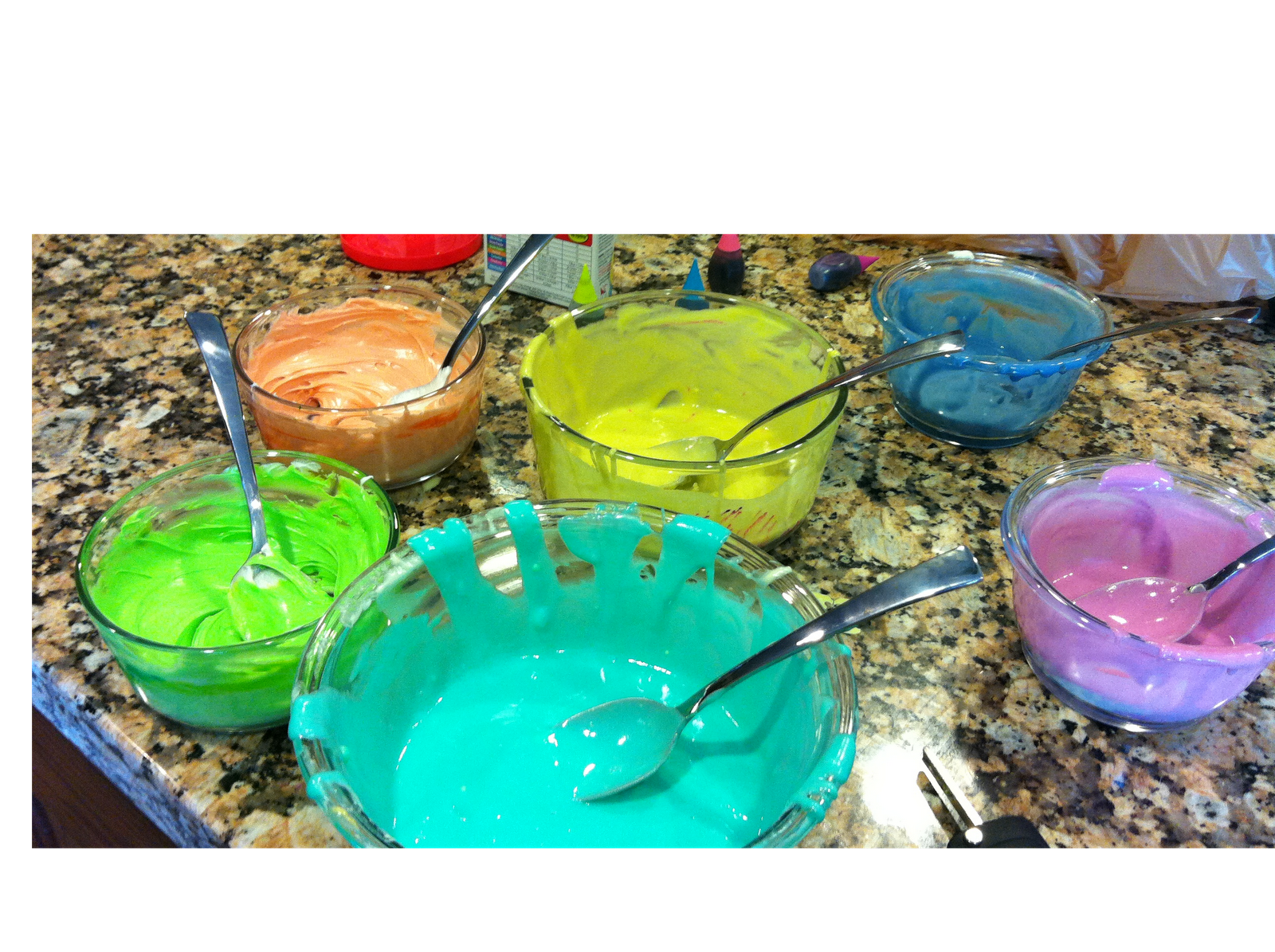 Boo Cakes: Splatter Cupcakes