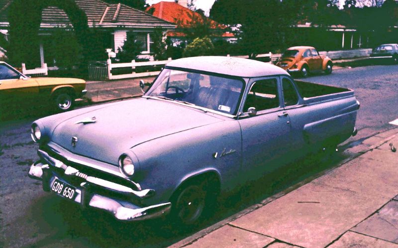 Vintage Aussie Cars: An American Man Took These Cool Pics of Classic ...