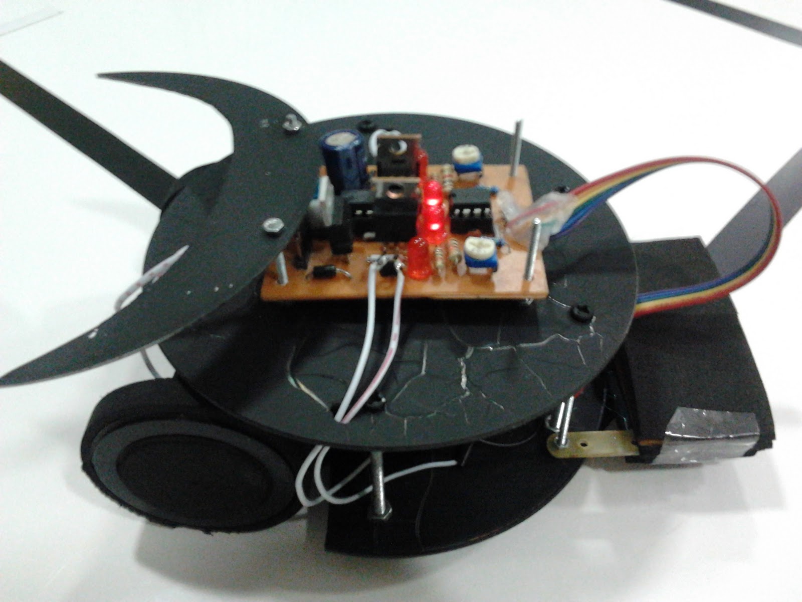 Penjelasan Tentang Line Tracer | WhiteCyber