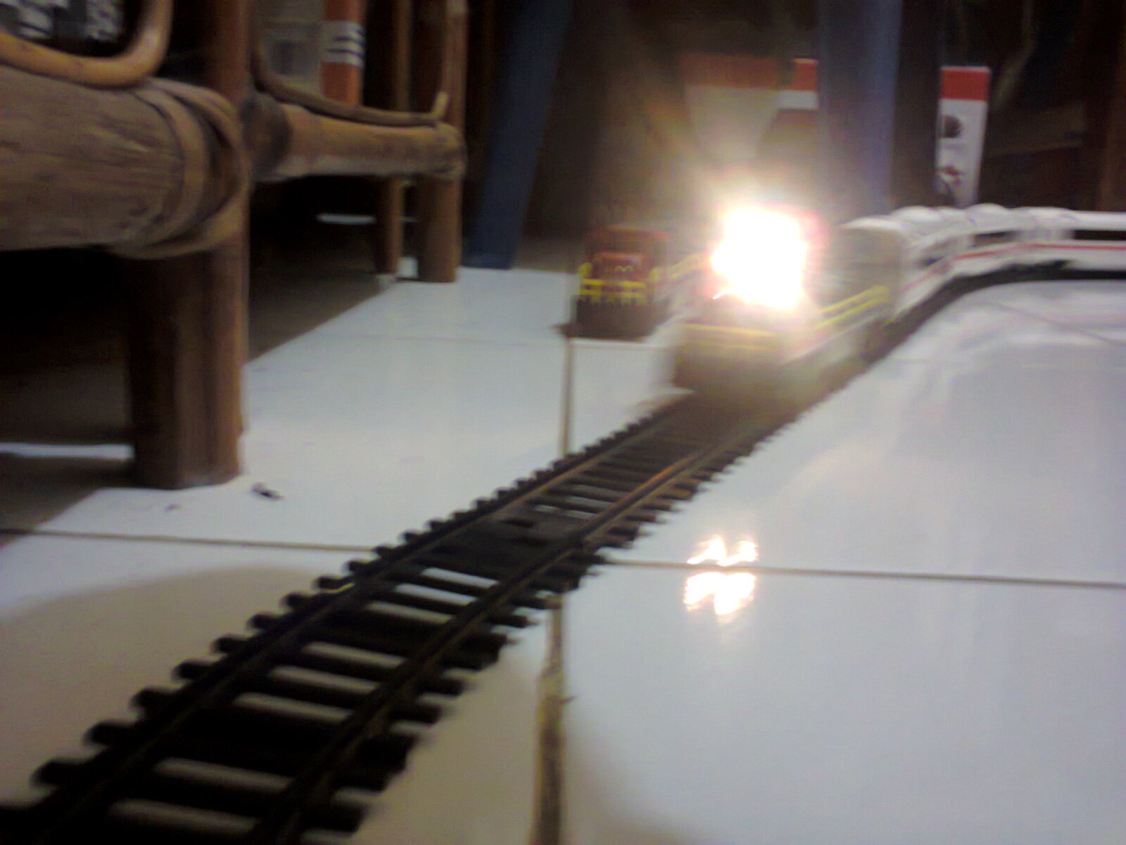 Harga Mainan Kereta Api Rel Panjang Train Rail King Track - BersamaWisata Harga Mainan Kereta Api Rel Panjang Train Rail King Track - BersamaWisata