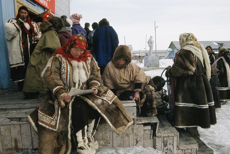 Icono ADN Spain 08: Indígenas....... De Groenlandia.......