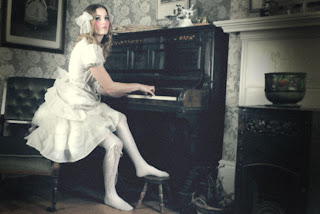 What Natanya Did : Day to Day Today...: Dolls in Houses, with Esther ...