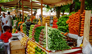 DE ARTE EM ARTE : PINTURAS DE FEIRANTES E AS FEIRAS DE RUA