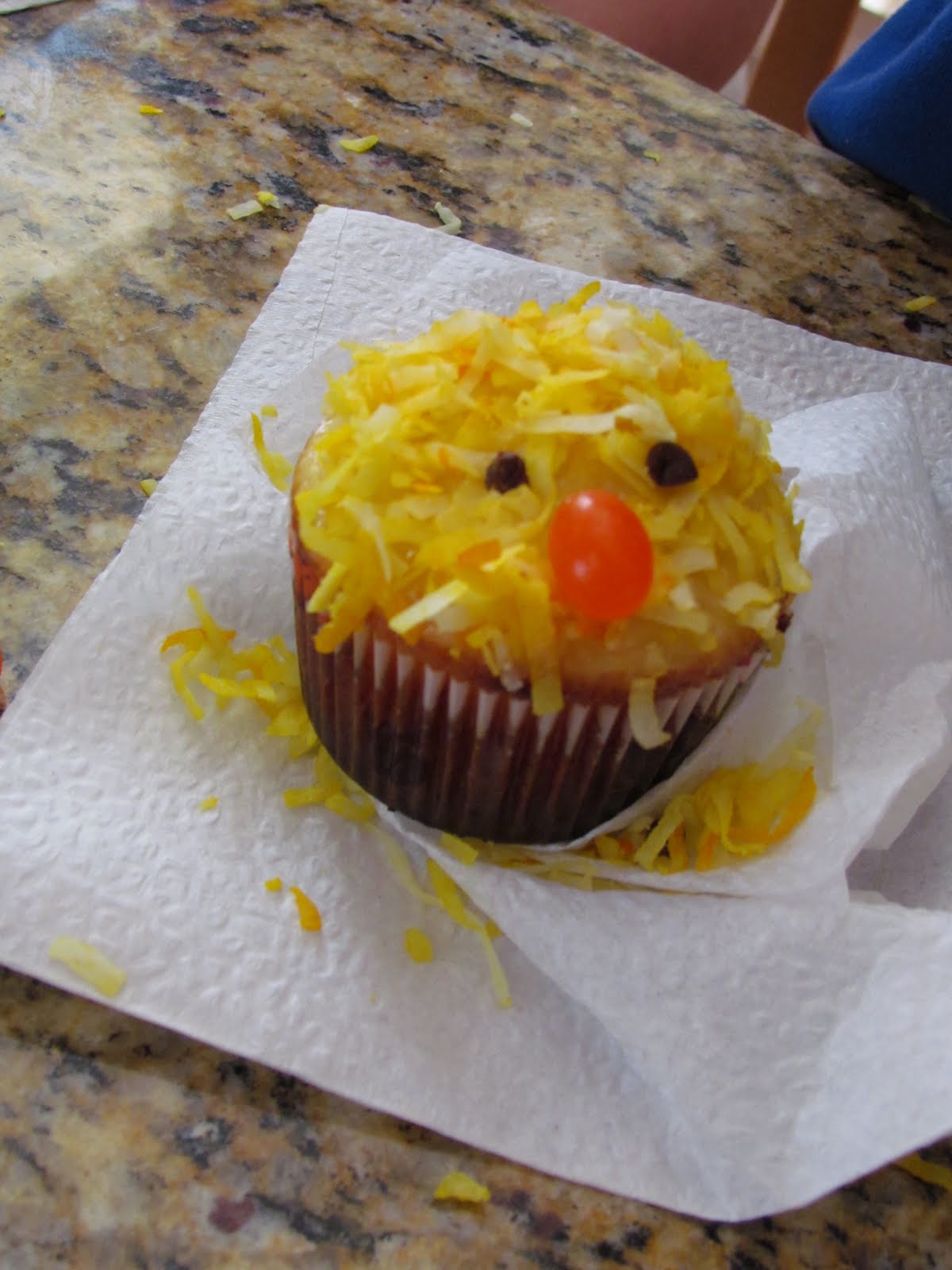 How to Dye Coconut ( Making Colored Coconut)