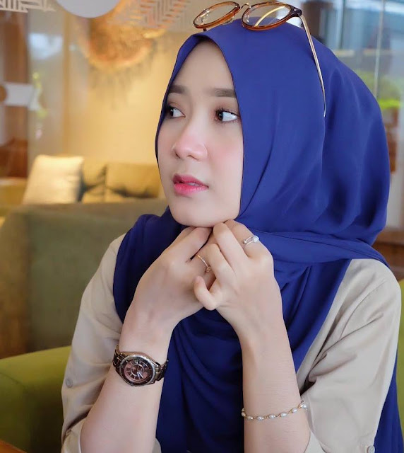 Koleksi foto cewek jilbab aceh manis - TANTE ARA Koleksi foto cewek jilbab aceh manis - TANTE ARA