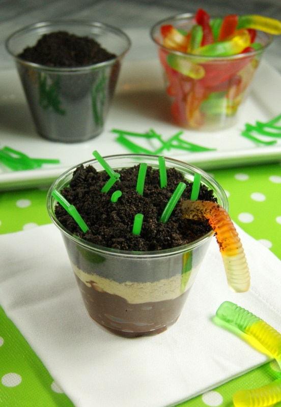 australian desserts: Soil Property Pudding Cups {a.k.a. Dirt Pudding Cups}