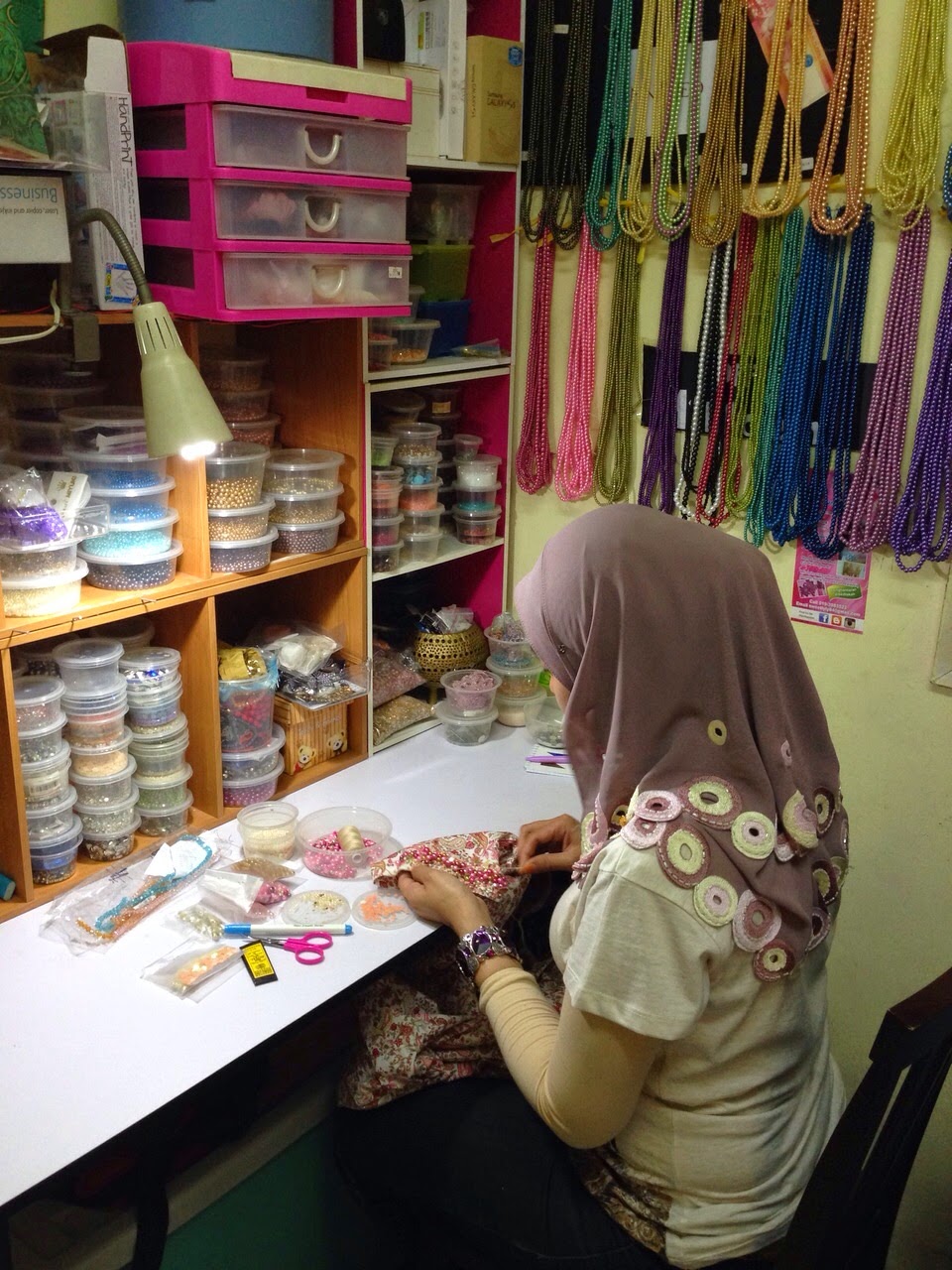 Jahitan MANIKqueen: KELAS MENJAHIT MANIK EKSKLUSIF -BELAJAR SAMPAI PANDAI