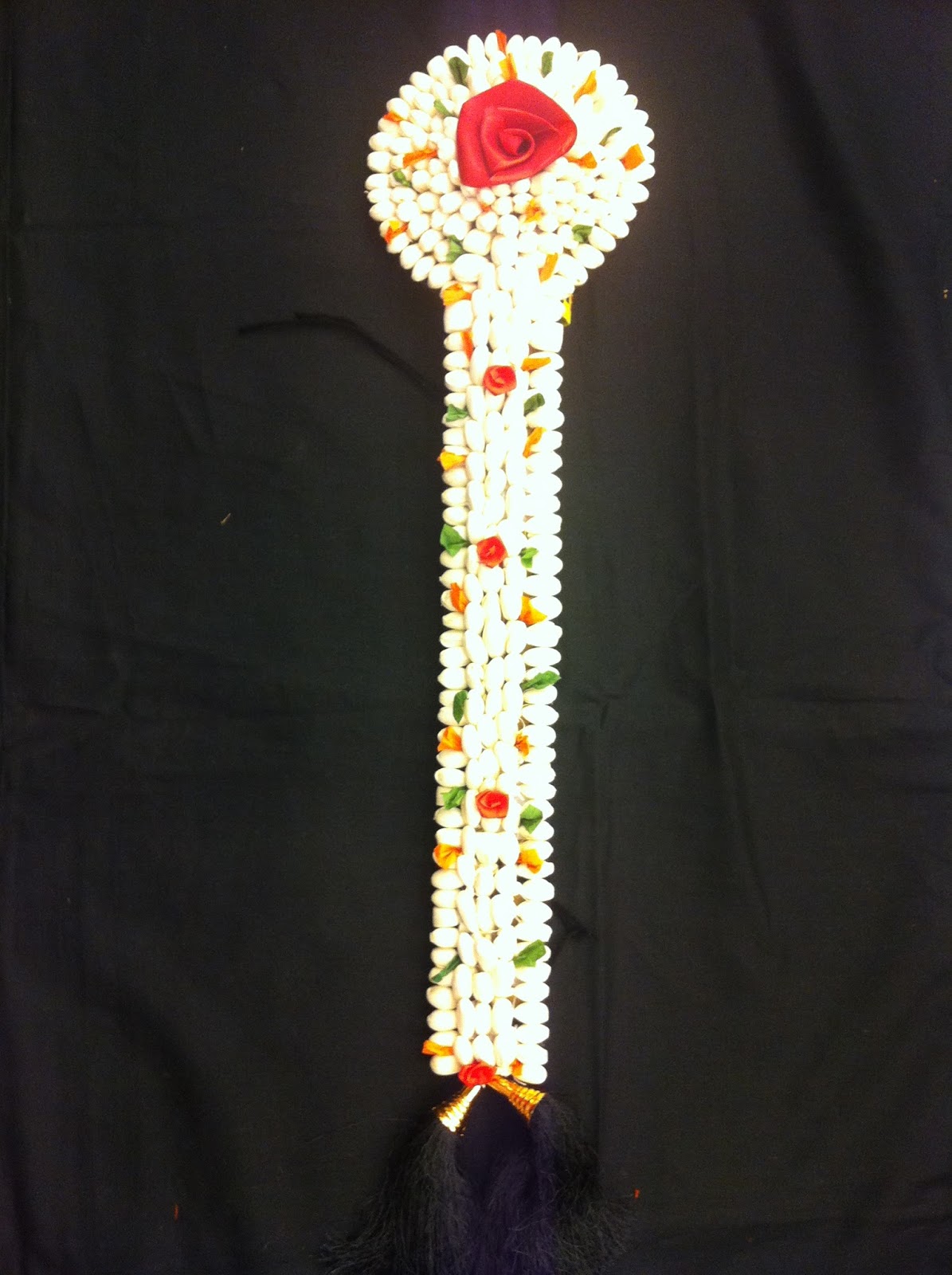 SHRINGAR COSTUMES: ARTIFICIAL FLOWERS FOR THE DANCE