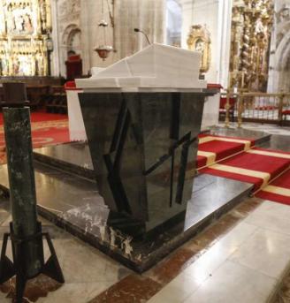 Parroquia de San Felix de Lugones.: El altar mayor de la Catedral ...
