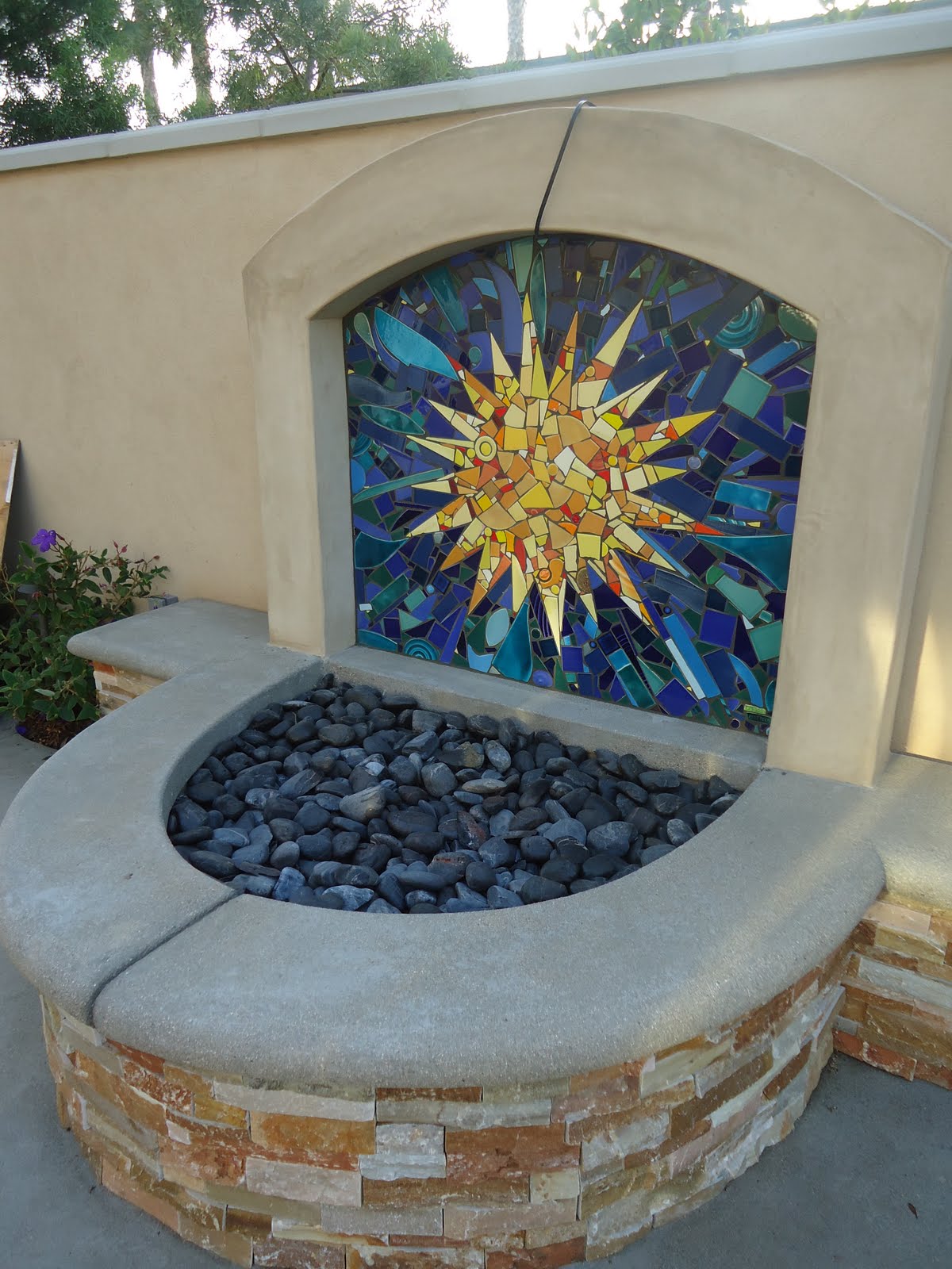 JESSE BARTELS ART: Gaudi-esque Fireplace Mosaic
