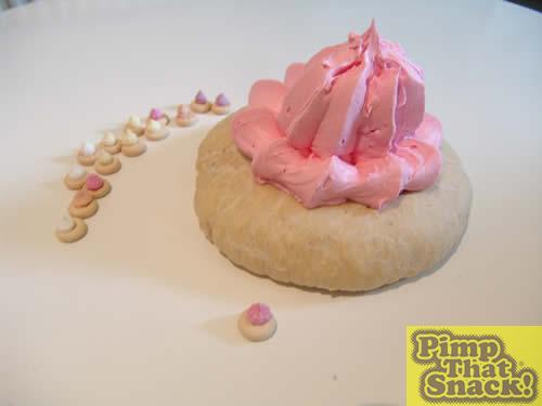 Heaven in a Wild Flower: The Cult of Iced Gem Biscuits aka Biskut Ais Jem