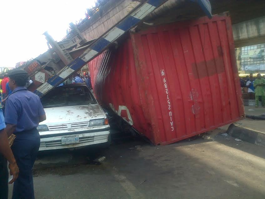 Photos From Fatal Accident In Ojuelegba Lagos: Container Crushes Car ...