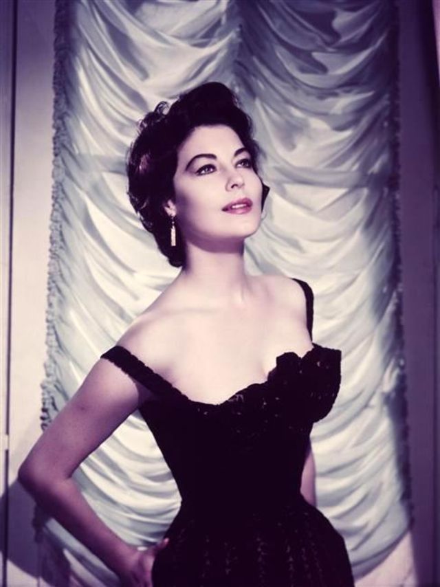 45 Stunning Photos That Defined Fashion Styles of Ava Gardner in the ...