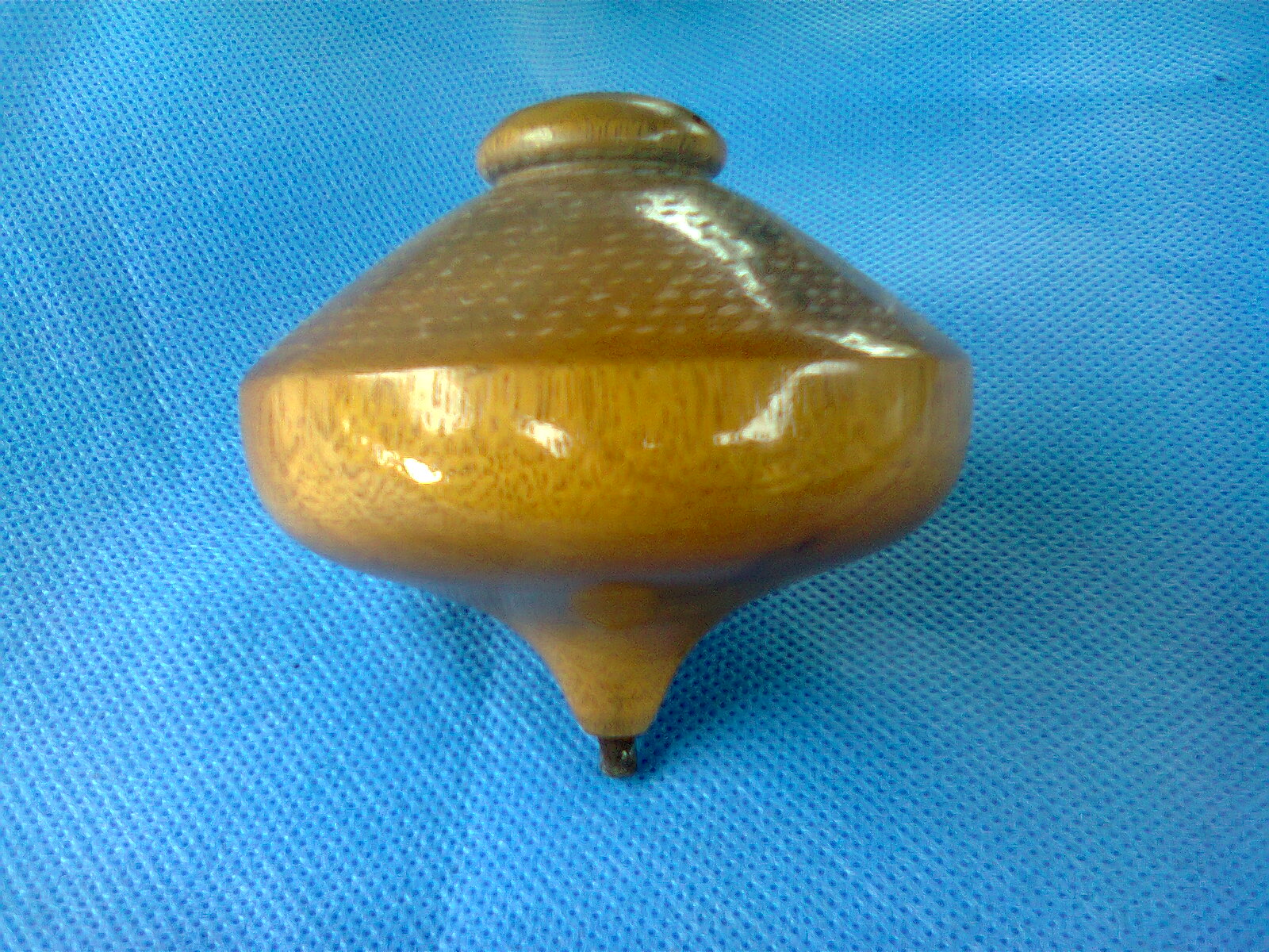 PISAU DAN PARANG (MALAYSIA) JBR Valley: Gasing Kayu