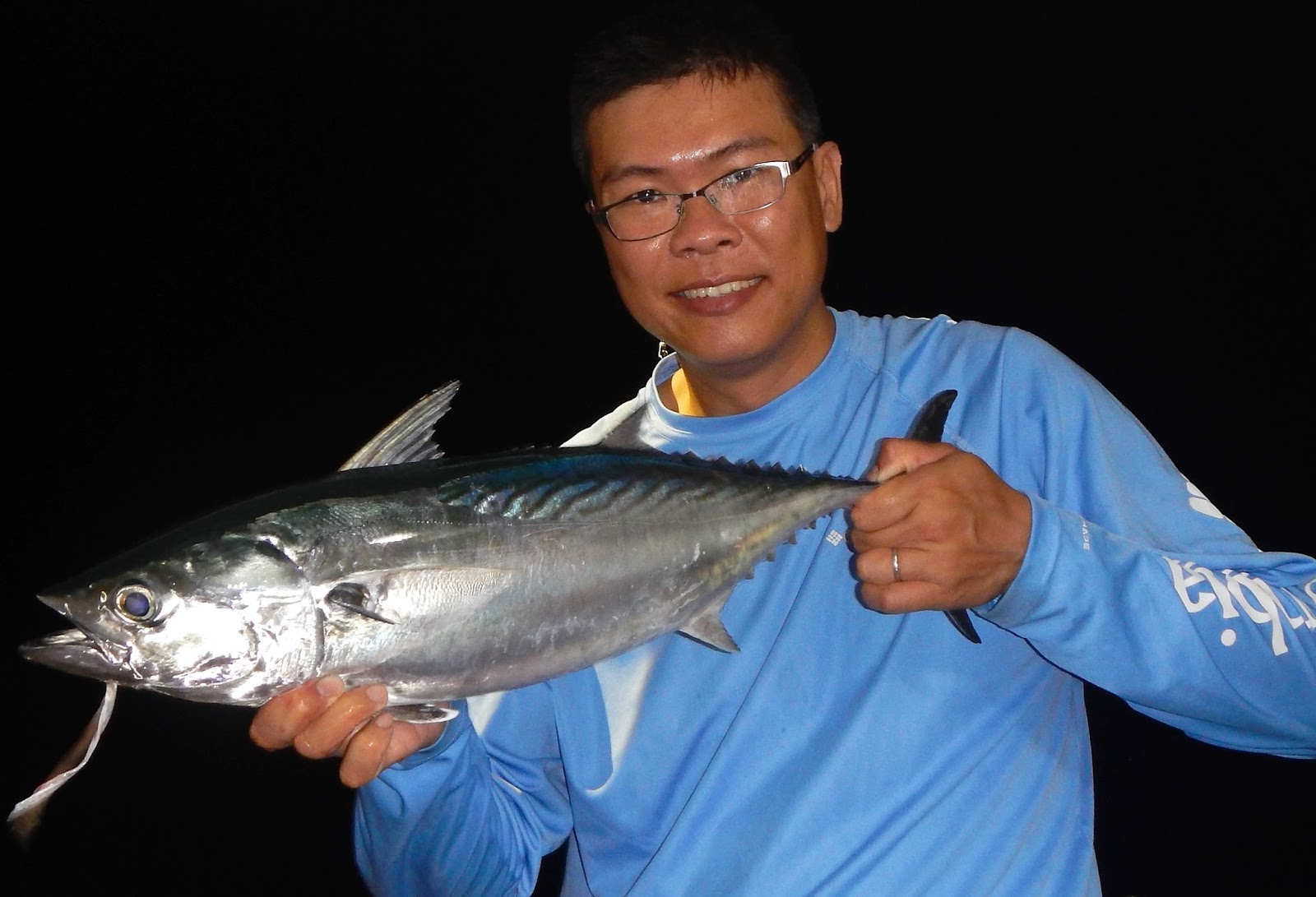 Glen's Fishing Adventures: Kuching Sea Wonder Trip #1 - Tenggiri Jackpot!