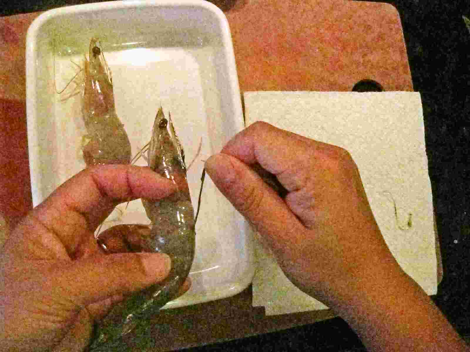 Recipes for Tom: Deveining prawns without cutting