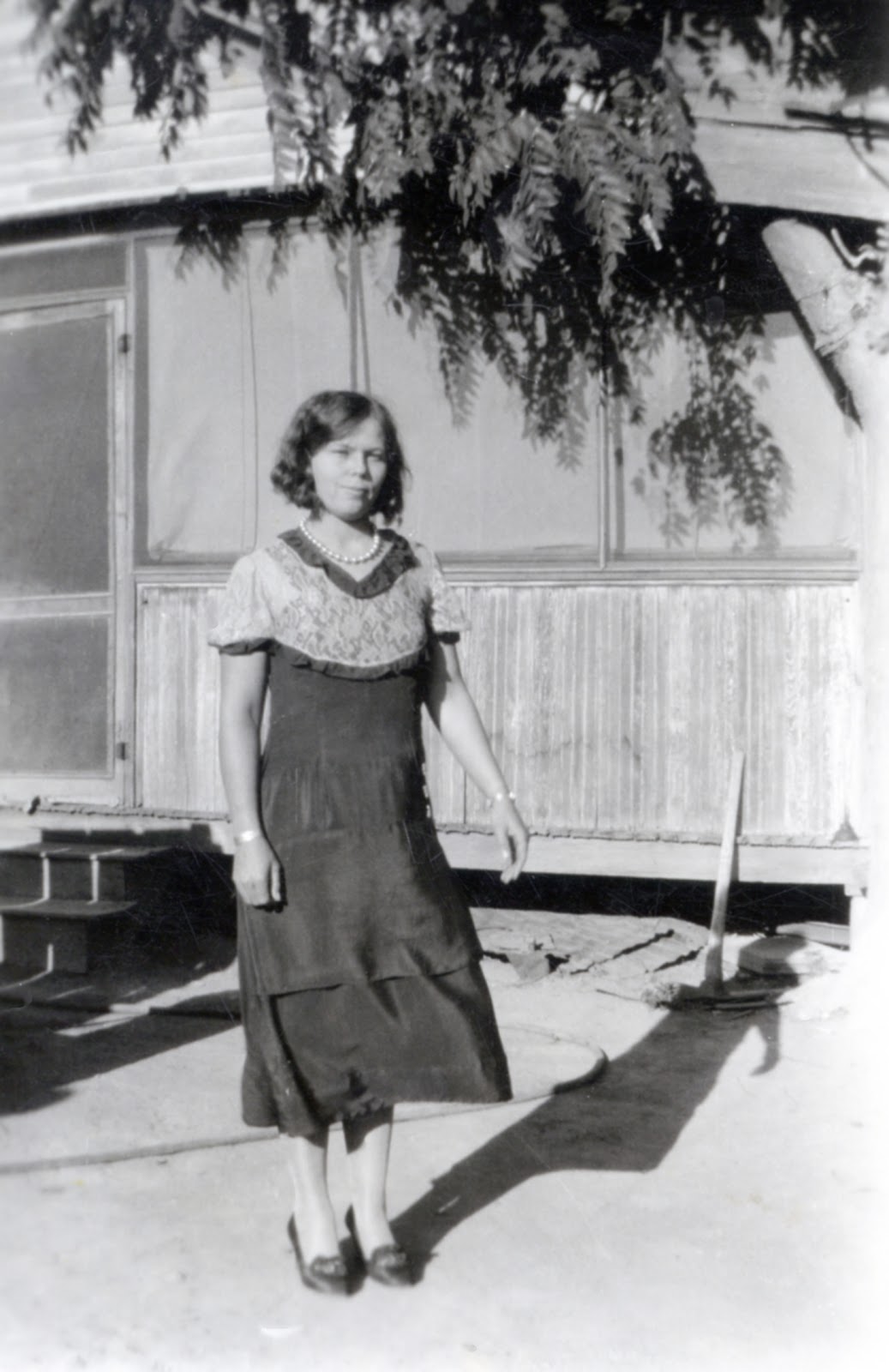 EDNA FAY LAWSON HOSKINS: EDNA FAY LAWSON HOSKINS