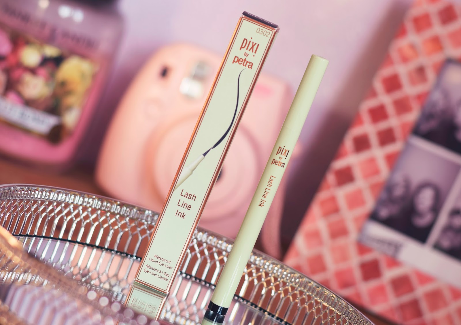 HIGH END VS BUDGET EYELINER GraceBee high-end-vs-budget-eyeliner-gracebee