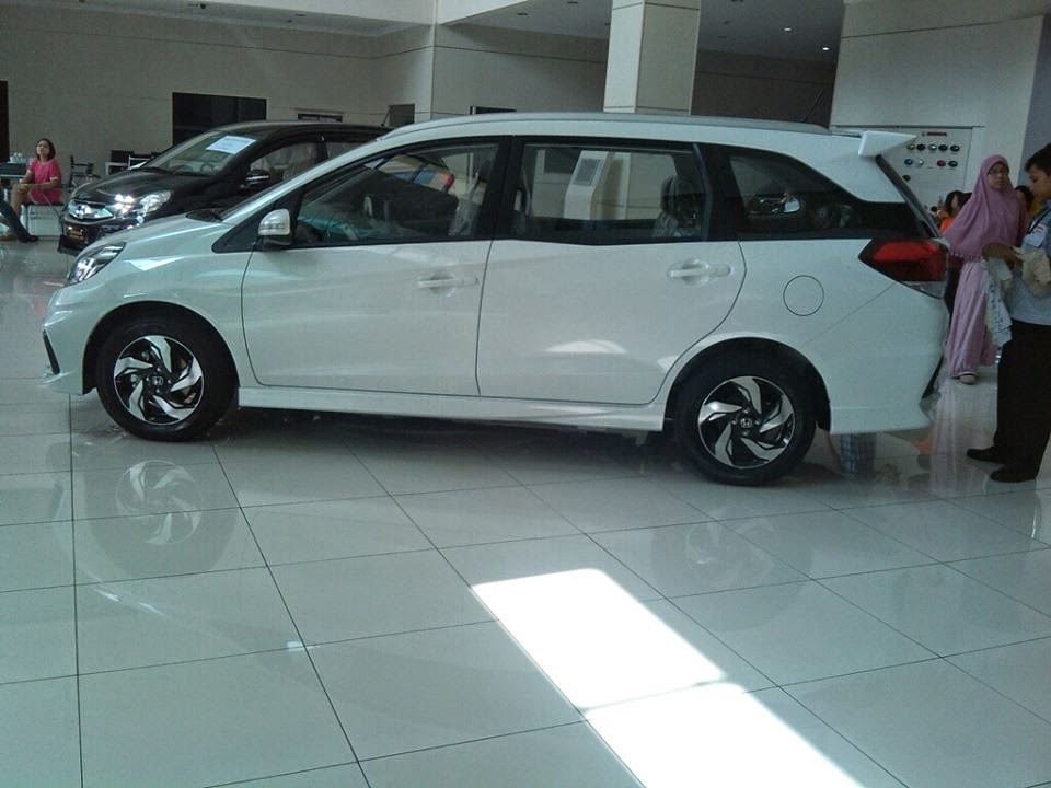 HONDA MOBILIO | MOBILIO RS | HARGA HONDA DEALER BEKASI | HONDA CIKARANG ...