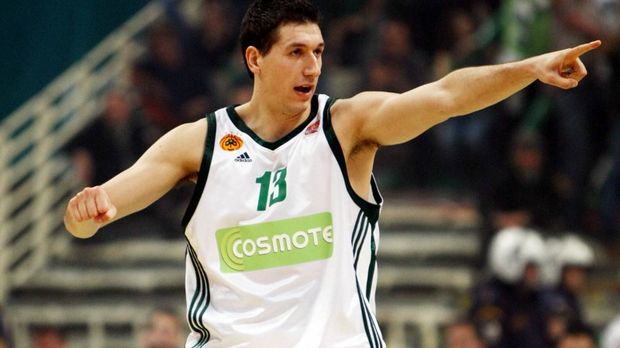 World Basket News: Tribute to Dimitris Diamantidis!