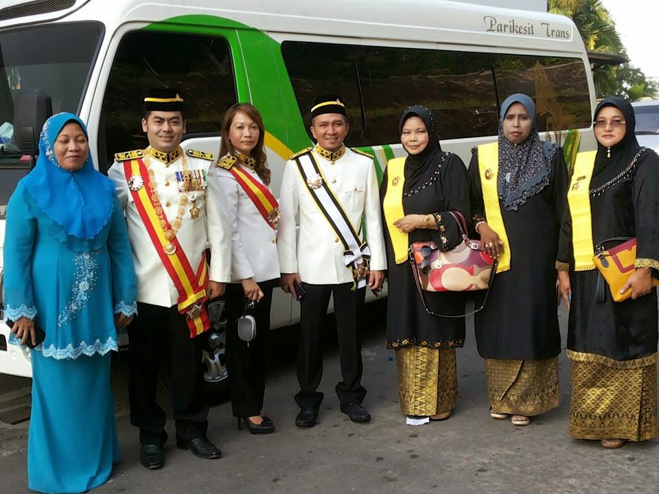 "SULTAN MELAKA DARUL ISLAM" OFFICIAL BLOG: PENYERAHAN DAN PEMAKAIAN ...