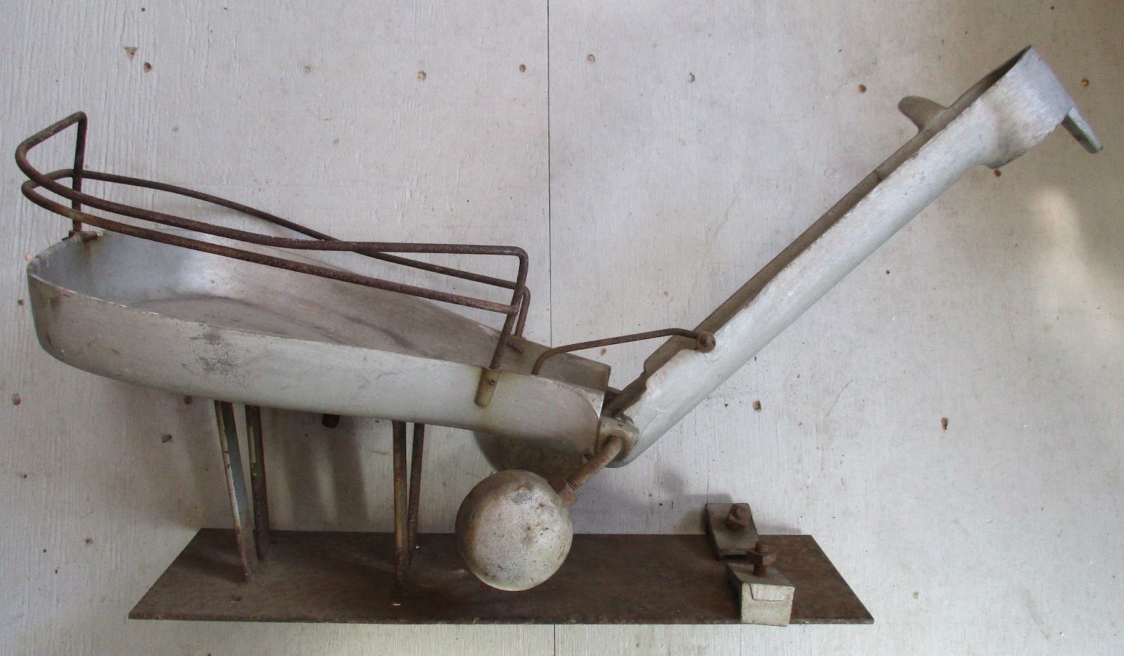 Dull Tool Dim Bulb: Mystery Item from Dull Tool Dim Bulb Dull Tool Dim Bulb: Mystery Item from Dull Tool Dim Bulb