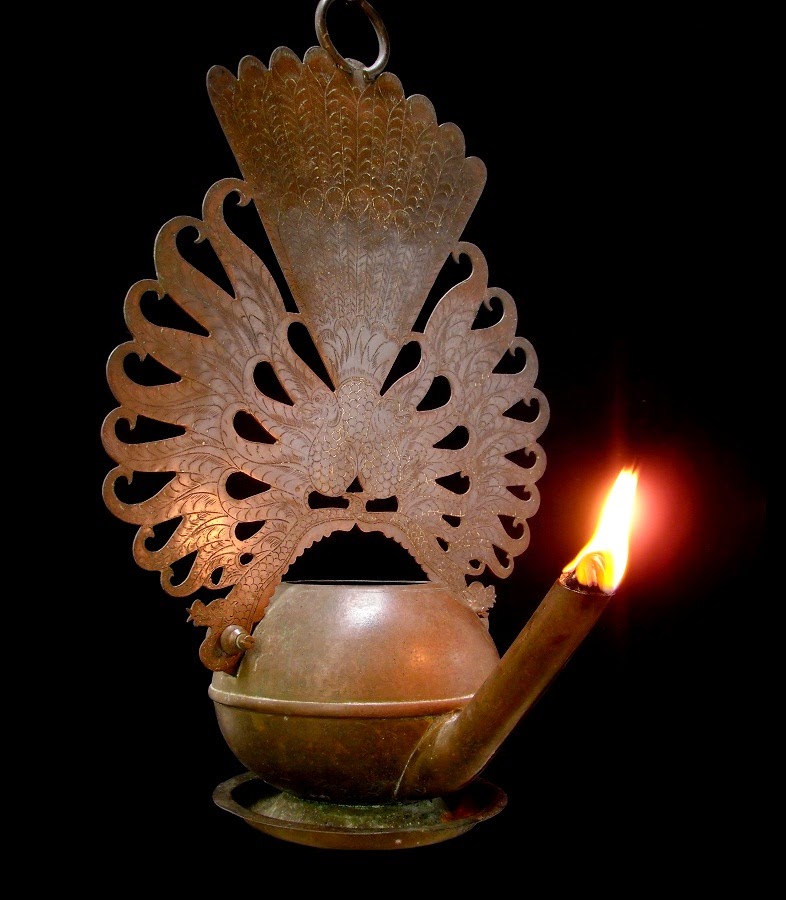 PATINA FOLK & ETHNOGRAPHIC ART: BLENCONG JAVANESE SHADOW PUPPET OIL LAMP