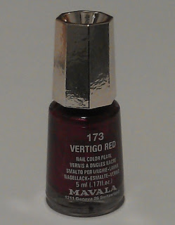 My FB Corner / La moda y la belleza: Mavala: Vertigo Red