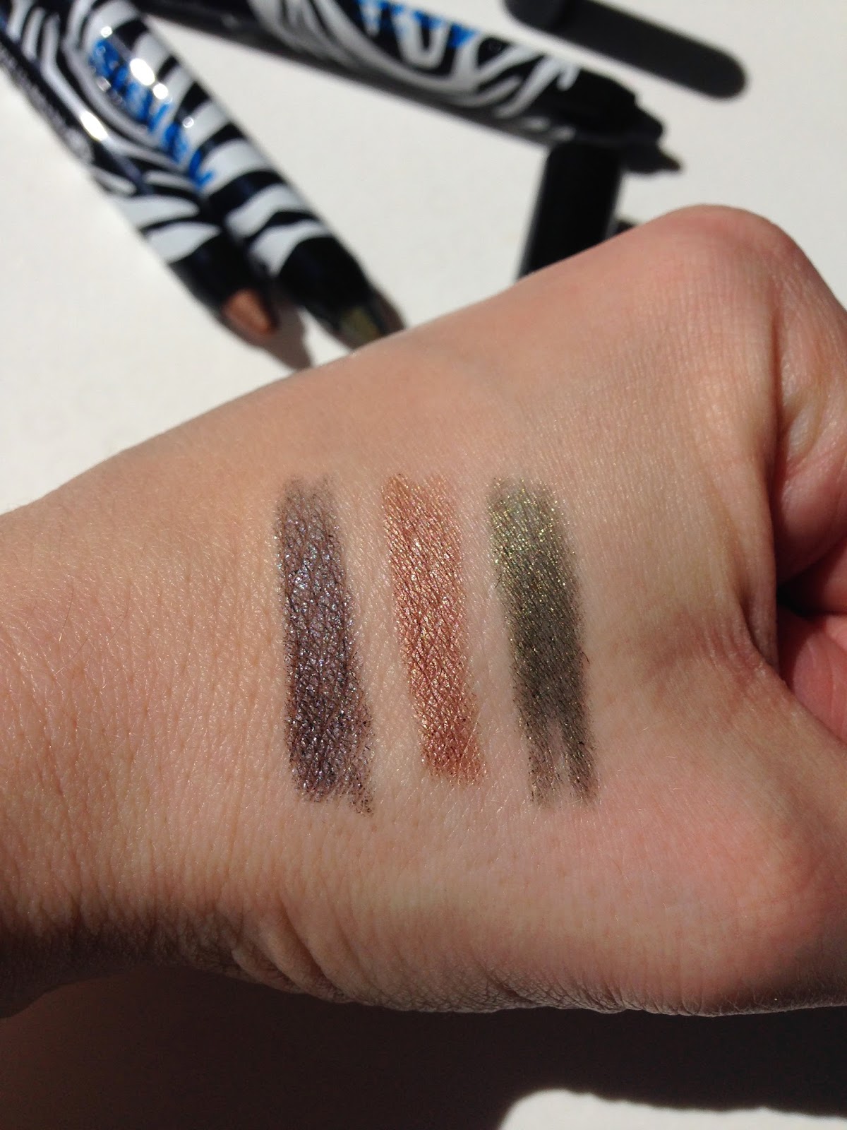 stuff I truly love: Sisley Phyto-Eye Twist Topaze, Khaki, Steel