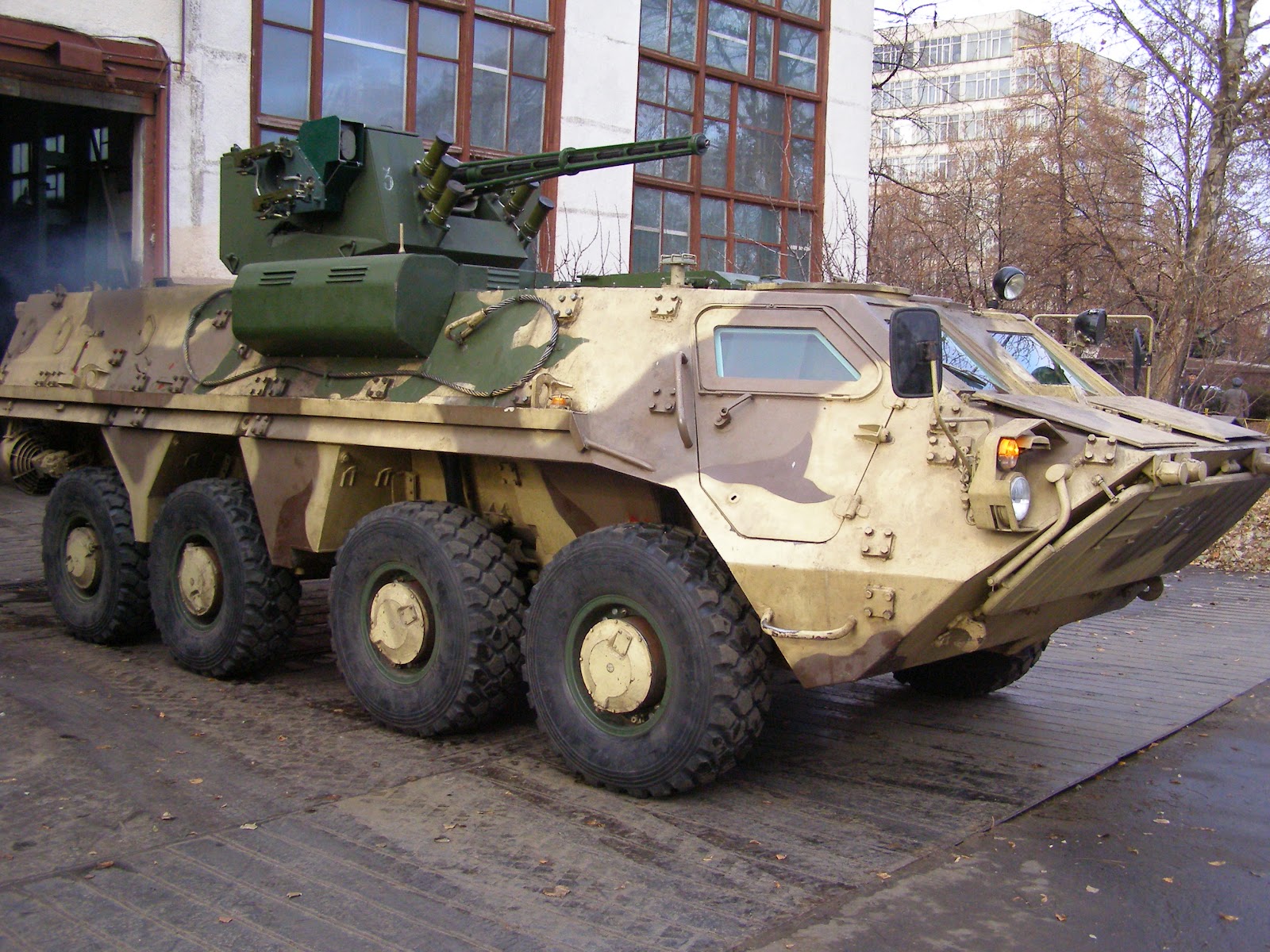 Gur Khan attacks!: Ирак принял по контракту от Украины 62 бронетранспортера