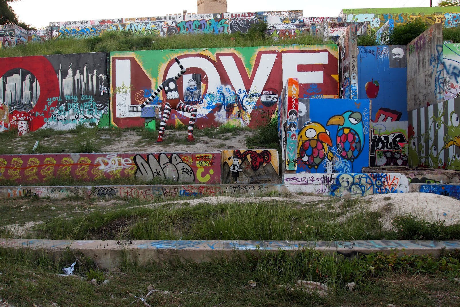 eyeFinds: Guerilla Art