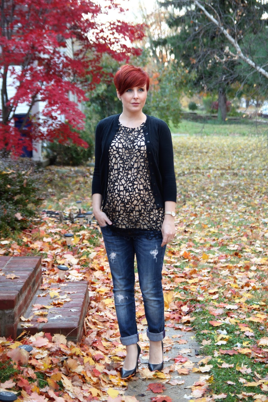 Thrift and Shout: Cute Outfit of the Day: Pretty Lace Top