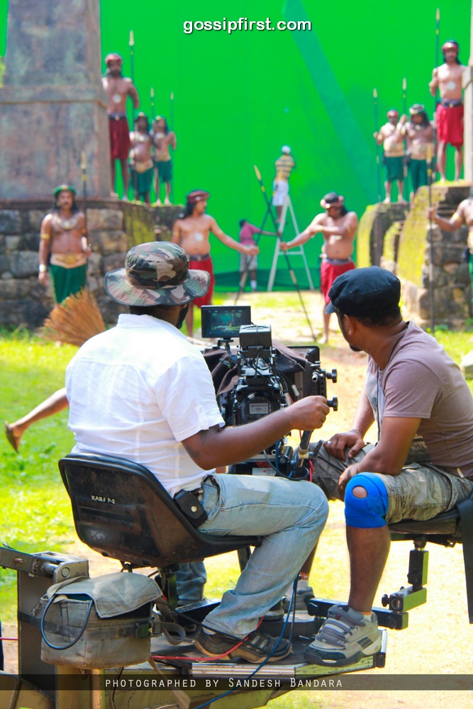 Gossip First Gallery: Siri Parakum making of the film photos