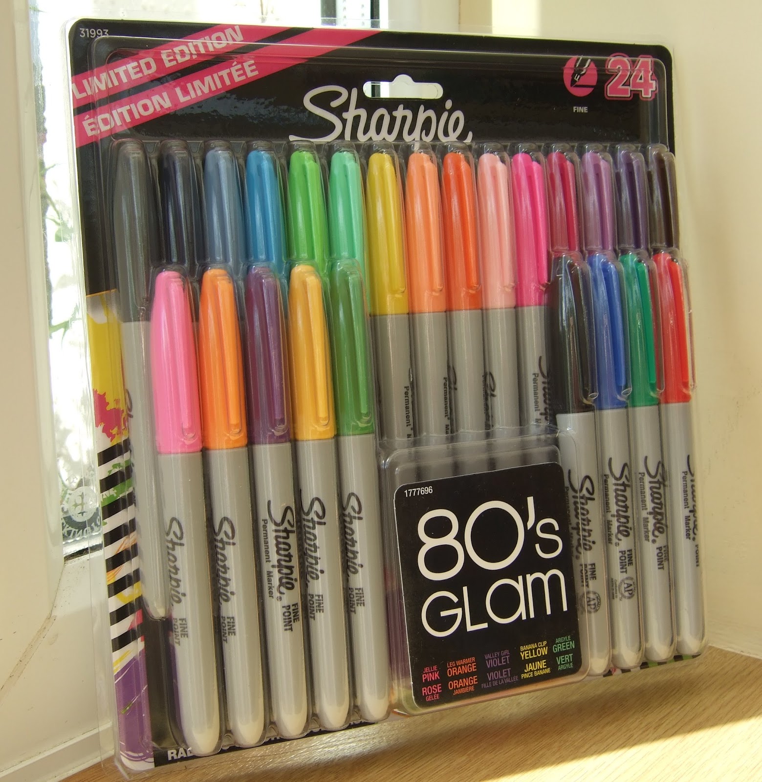 Emy's Crafty Blog: 80's Glam Sharpie happiness
