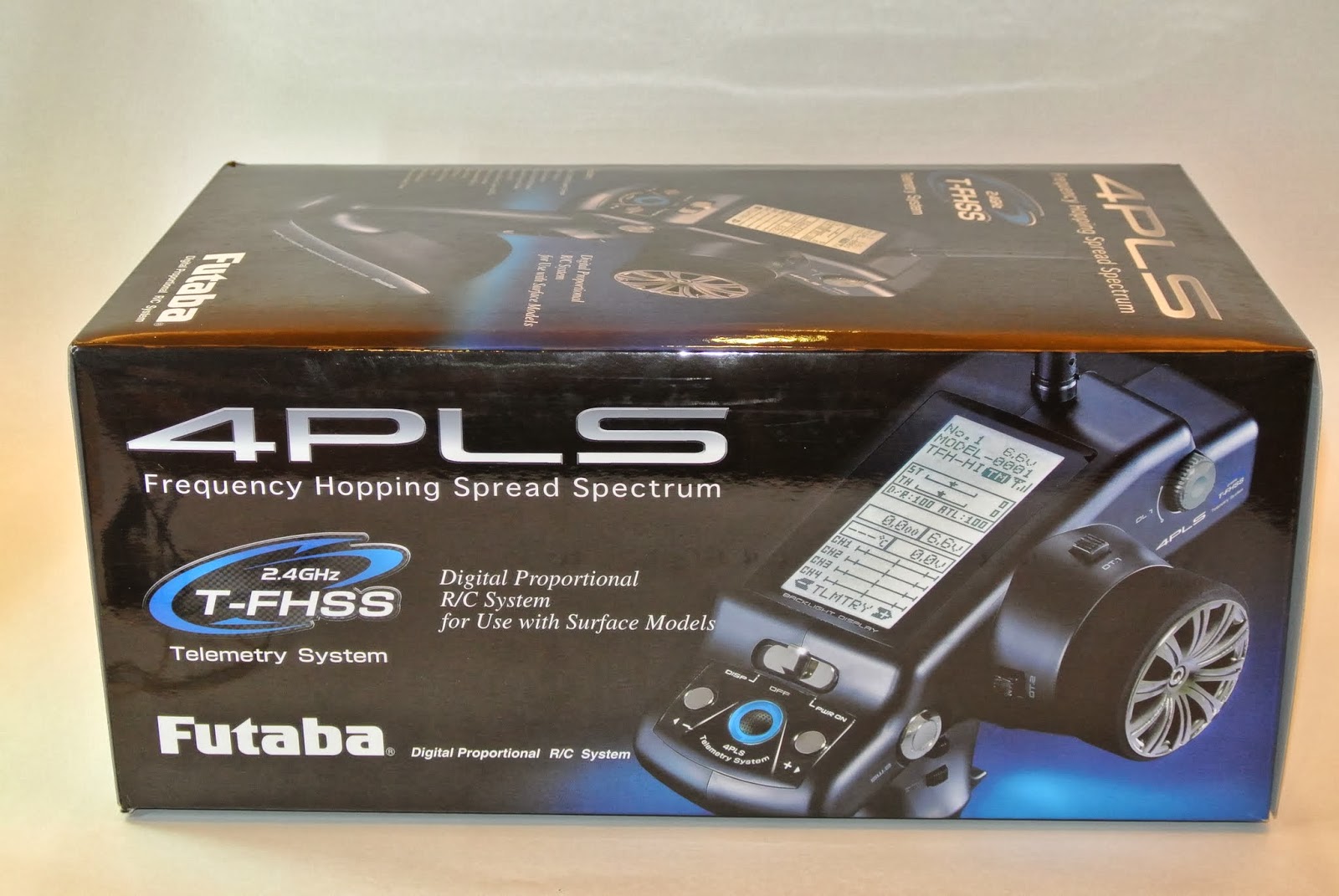 誰鳥你的RC世界: Futaba 4PLS