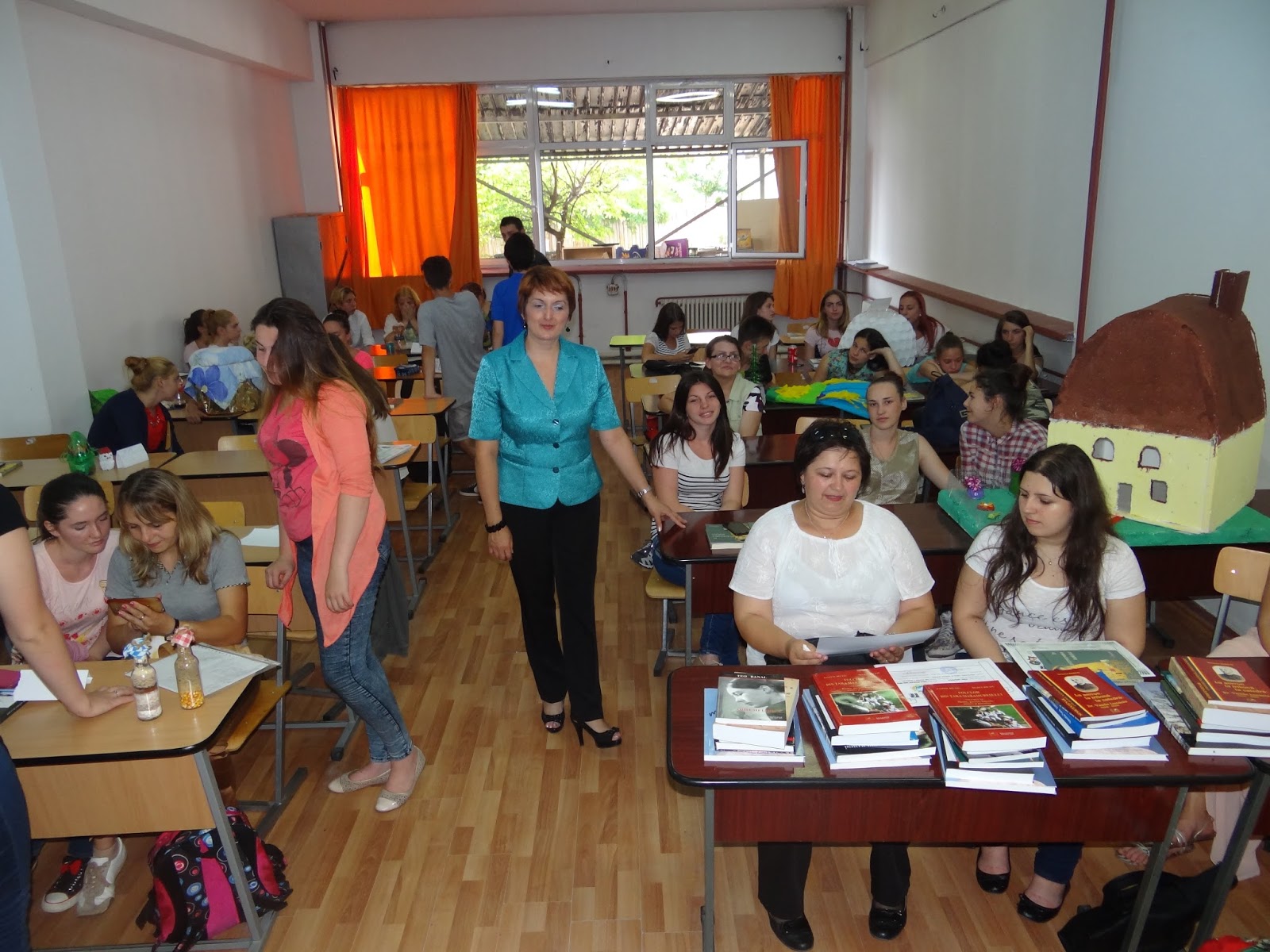 GreenClub UTCN-CUNBM: Evaluarea si premiere lucrărilor la Scoala de ...