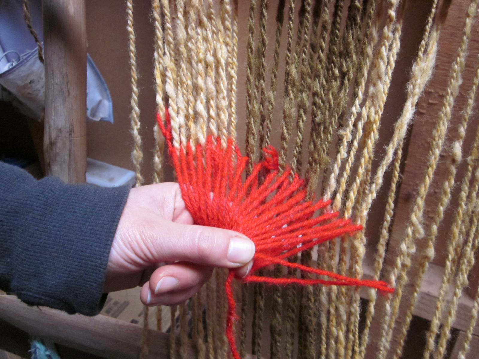 Chile Con Karen: Textilería Mapuche, Weavings