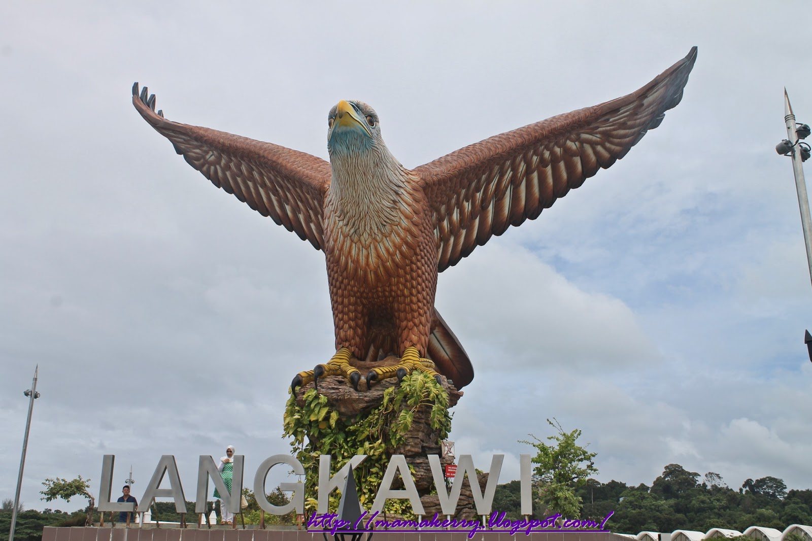 Sweetmama: Cuti - Cuti Langkawi 2013 | Day 2 ~ Berphotogedik di Dataran ...