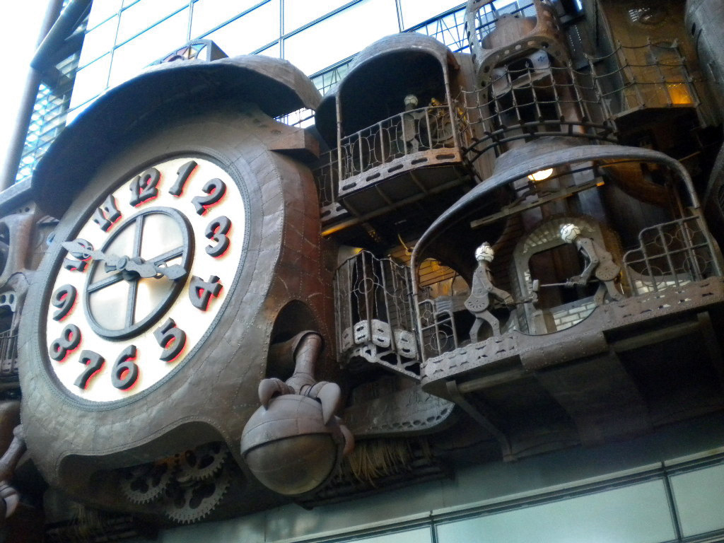 "El RELOJ GIGANTE DE HAYAO MIYAZAKI" | Visual shock