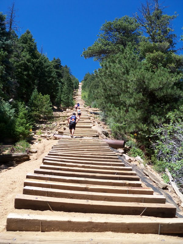 Trail and Park Reviews: The Manitou Incline; Colorado Springs - One of ...